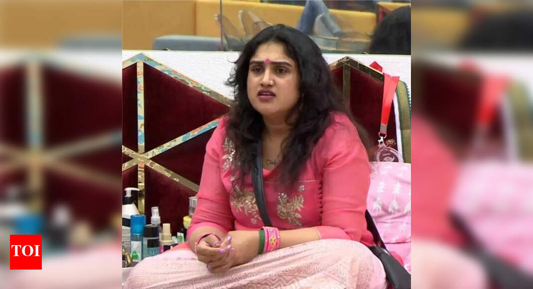 Vanitha apologises for her comment on Tanjore | Tamil Movie News ...