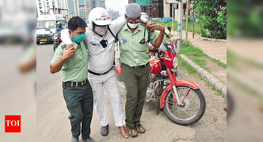 In locked-down Kolkata, speeding businessman injures cops on EM Bypass ...