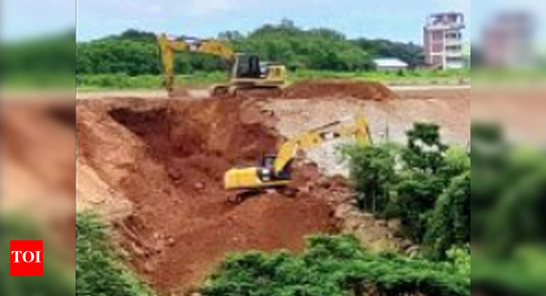 Parallel taxi track at Goa airport shut for drain repairs | Goa News ...
