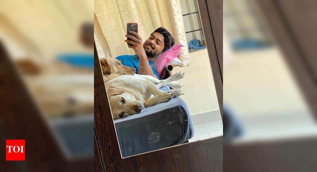 Actor Pavan Ravindra talks about his two favourite pals - Times of India