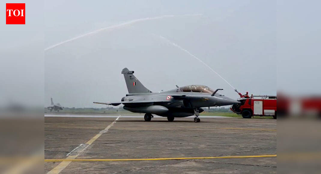 Rafale Jets news live: PM Modi tweets in Sanskrit to welcome Rafale ...