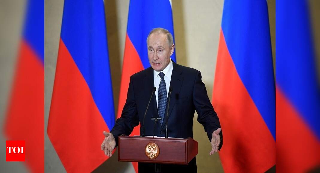 Vladimir Putin: Russian President Putin warns Russia's virus outbreak ...