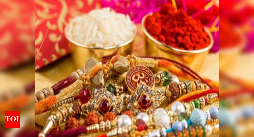 Special delivery of Rakhi mails by Postal Department amid pandemic ...