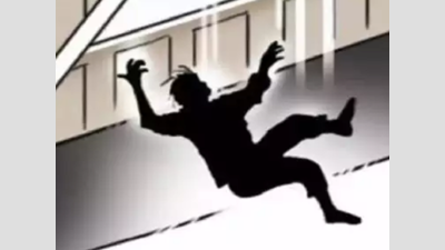 Nashik: 2-year-old boy falls off second-floor balcony, dies | Nashik ...
