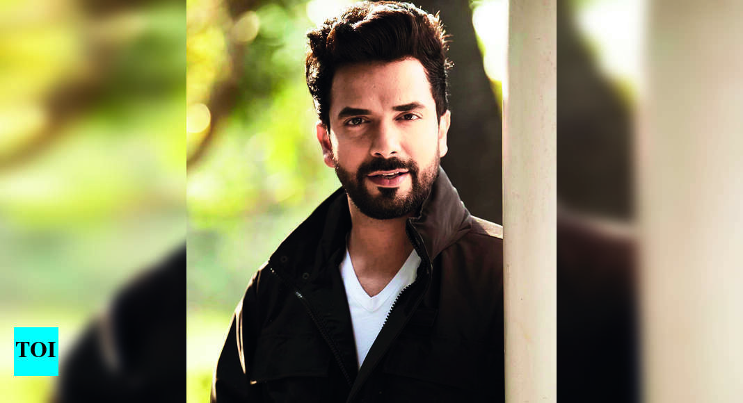 TV actors can't travel in pandemic for Rakhi | - Times of India