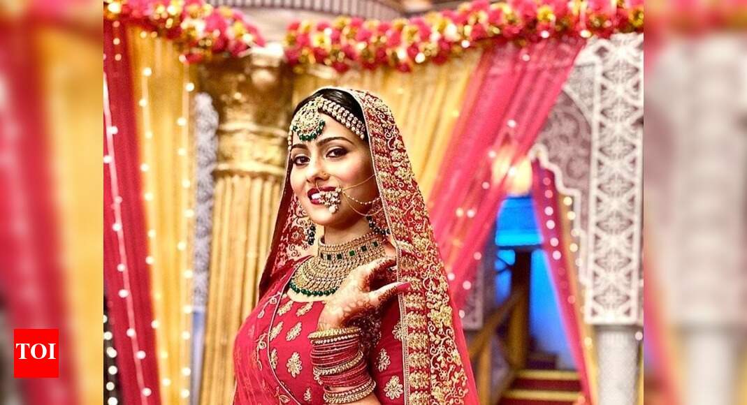 Actress Aparna Dixit: Challenging to shoot wedding scenes in Covid era ...