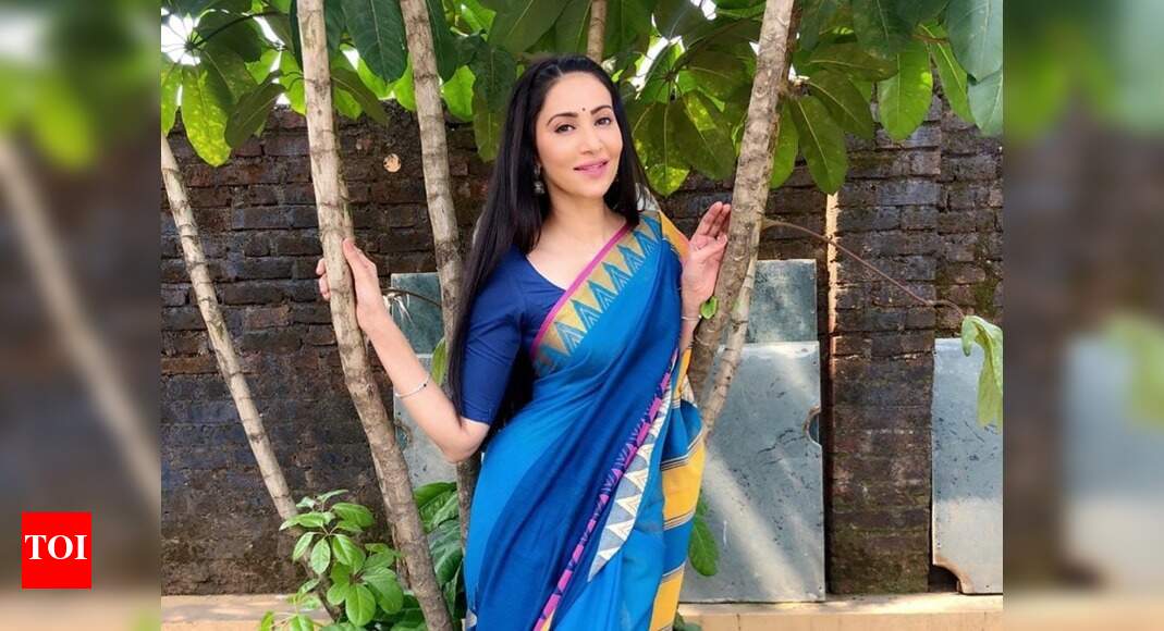 Actress Rishina Kandhari resumes shooting, says it's risky and scary ...