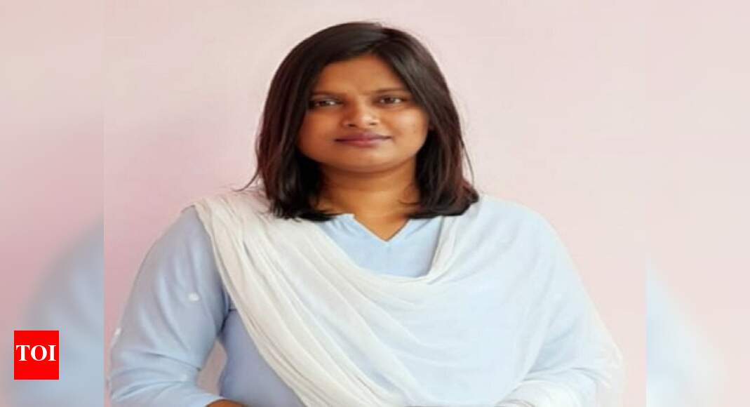 UP girl battles odds to top UPSC exam | Lucknow News - Times of India