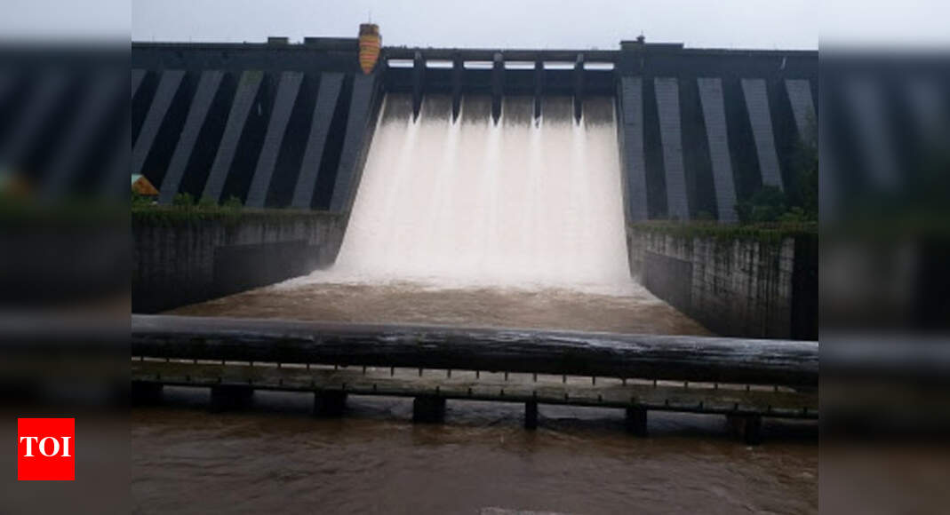 Water in Maharashtra's Koyna dam reservoir up by 6 TMC due to heavy ...