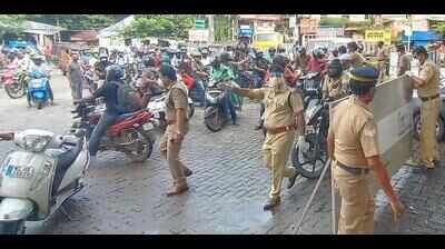 Confusion in West Kochi as residents in CZ venture out | Kochi News ...