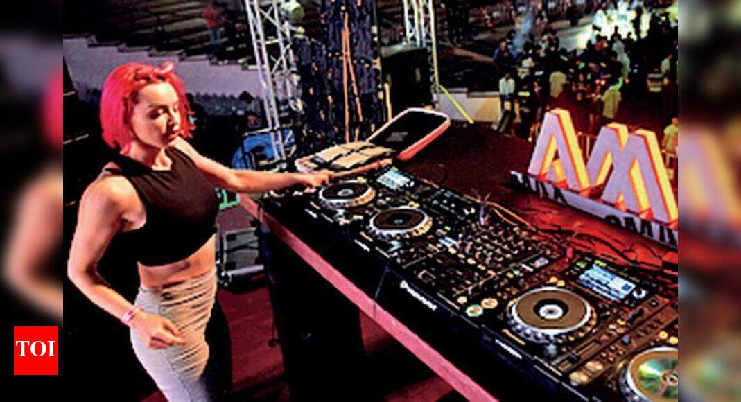 Pune: DJs in dire straits as live gigs become a thing of the past ...
