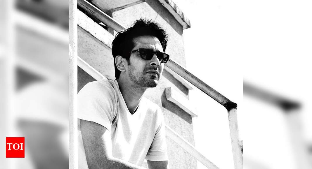 'Gone too soon' Bollywood mourns on demise of actor Sameer Sharma ...