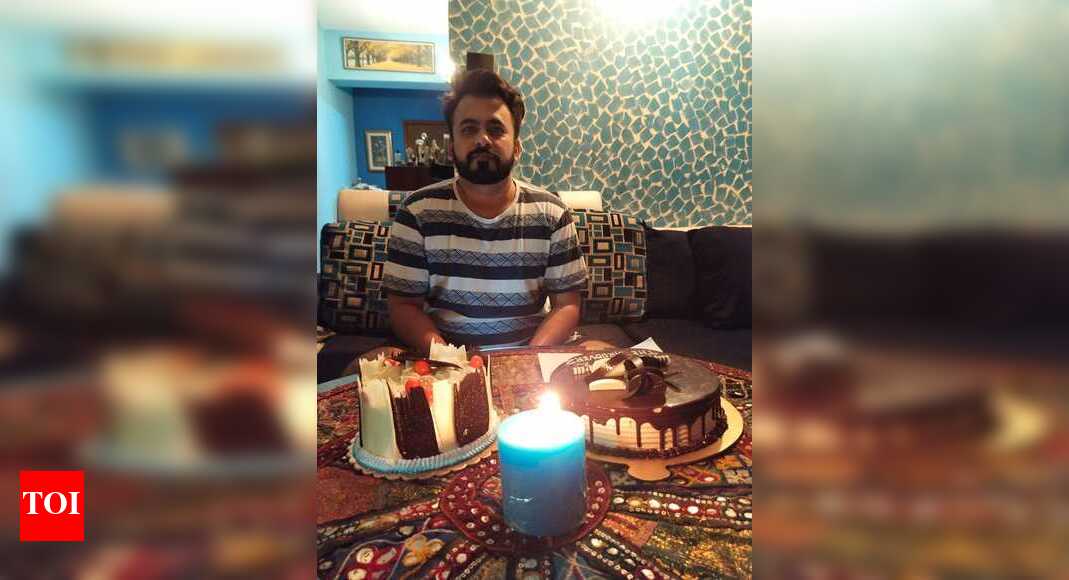 Singer Kaustav Banerjee is having a working birthday today | Bengali ...