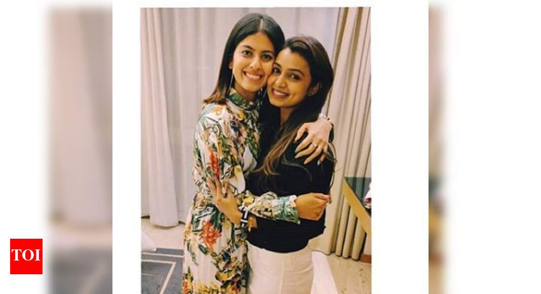 Mayuri is trying to be fine: Abhidnya Bhave - Times of India