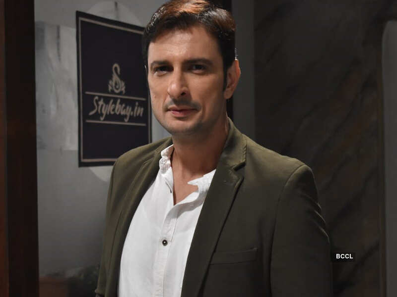 Rushad Rana enters the show Anupamaa as Anirudh - Times of India