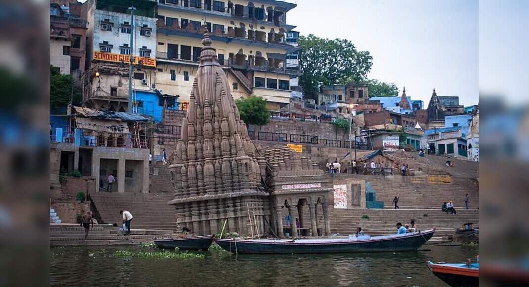 Leaning Temple of Varanasi beats the Leaning Tower of Pisa, this is how ...