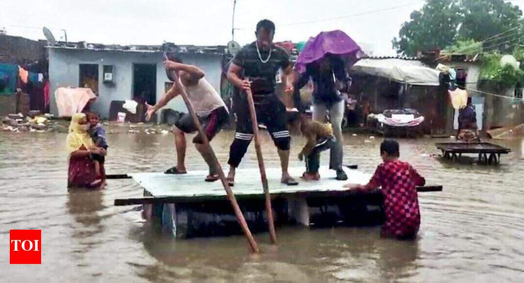 Barodians’ flood fears return with rains | Vadodara News - Times of India