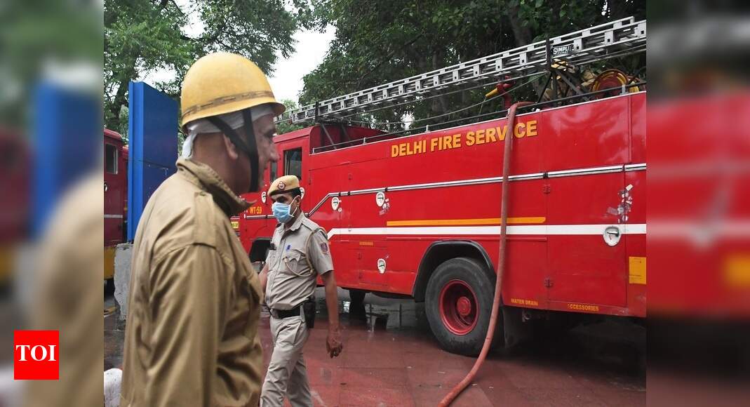Fire in Delhi Today: Fire breaks out at Pitampura building, 5 women ...