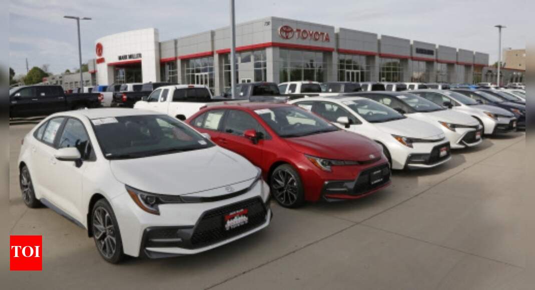 Amazon to help Toyota build cloud-based data services - Times of India