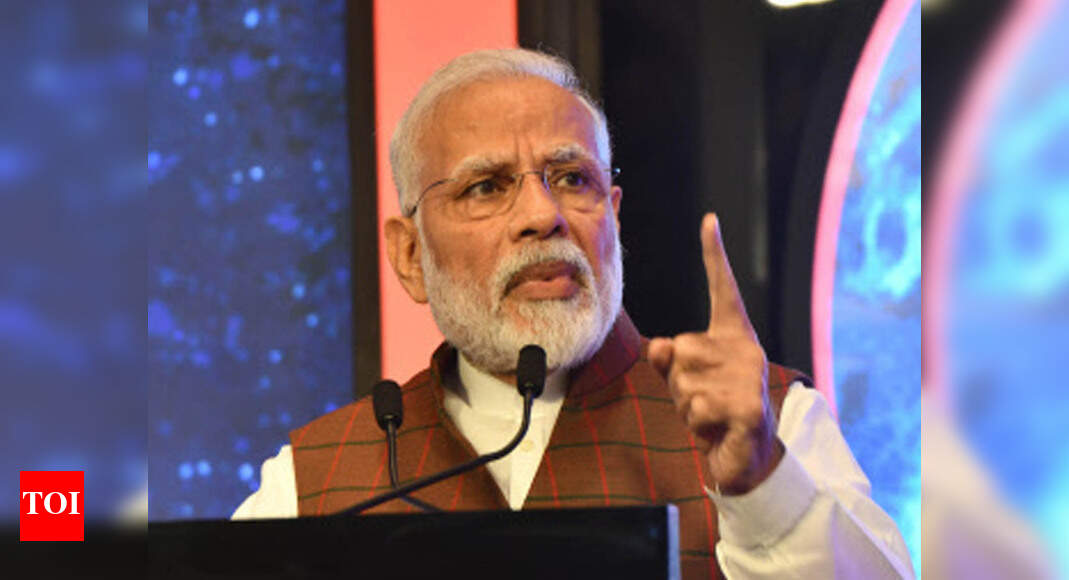 Narendra Modi: PM Narendra Modi quizzed by Saamna on 14 crore jobs lost ...