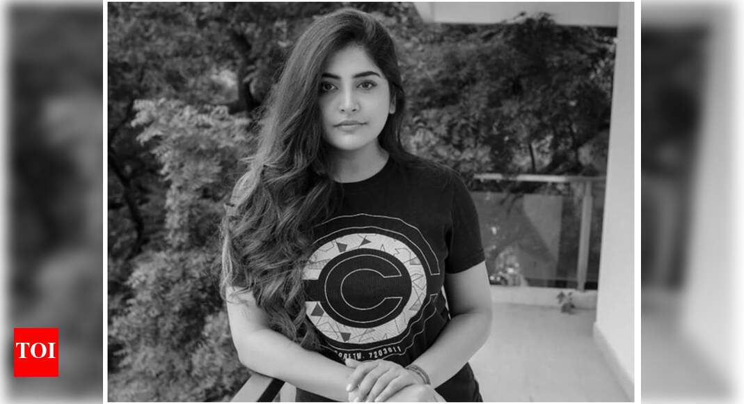 Manjima Mohan stuns in her latest monochrome picture | Malayalam Movie ...