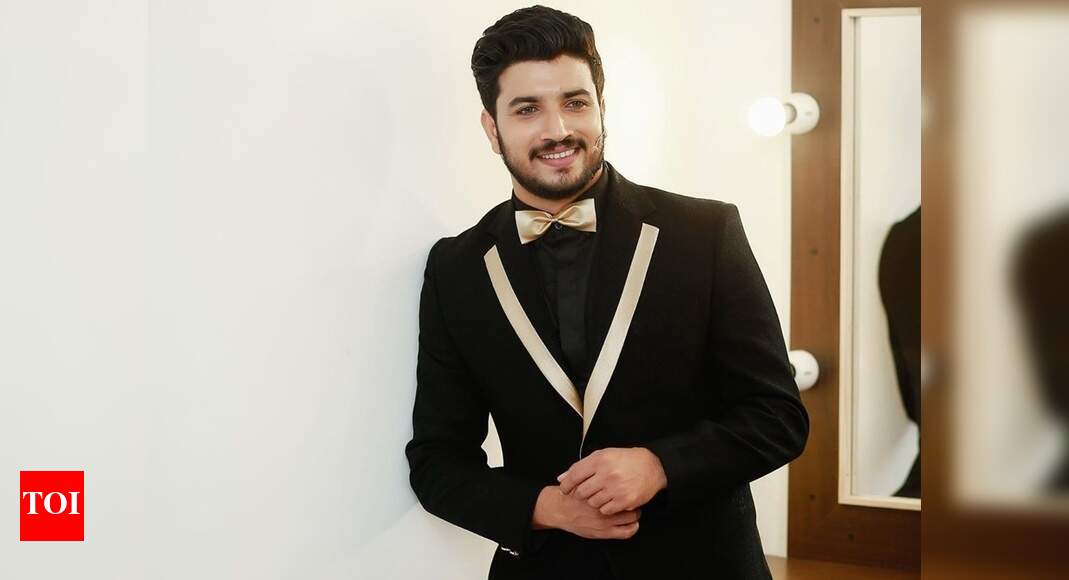 Host Jeeva Joseph cherishes his Sa Re Ga Ma Pa Keralam journey; shares ...