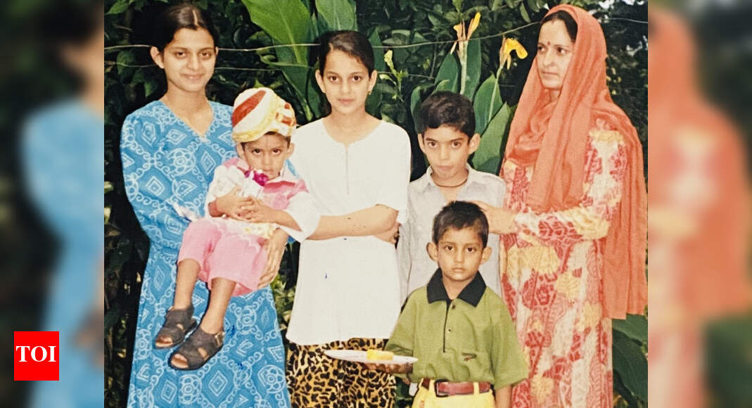 Kangana Ranaut shares a doting family photo from 1998: I wonder where ...