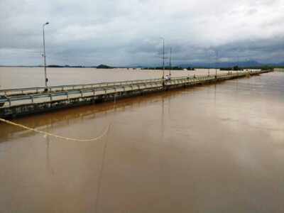 AP: Relief boat sinks in river Sabari; 1 missing, 3 rescued ...