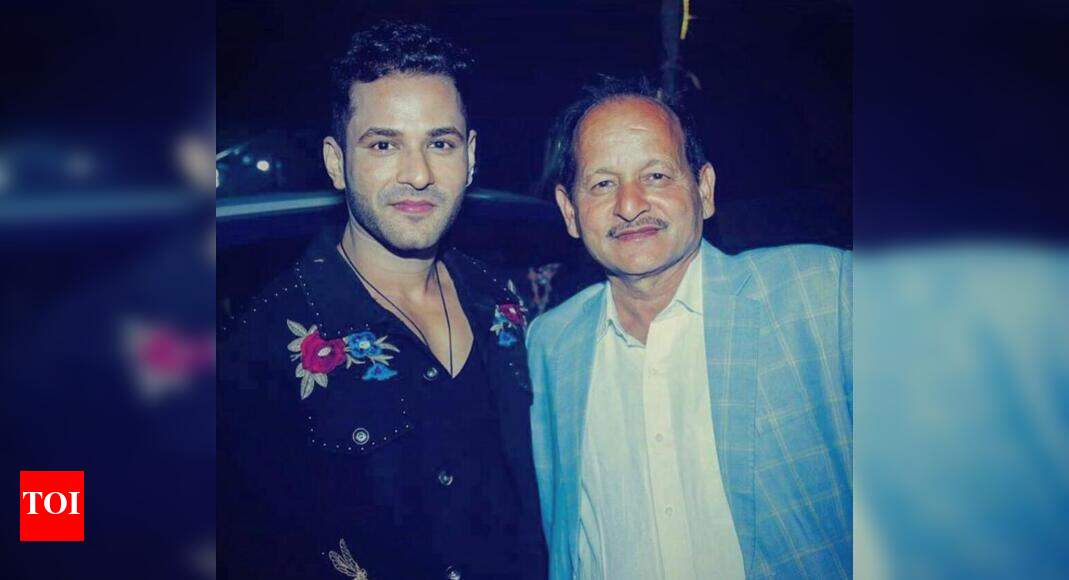 Wish to become like my Dad: Siddharth Sipani - Times of India
