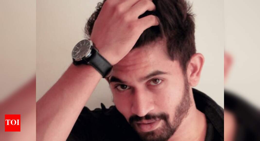 I'm making a comeback with Akriti on the same date on which Kinnari ...