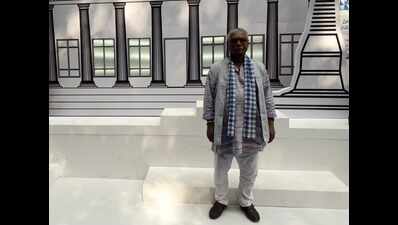 Activist-author Manoranjan Byapari gets dream library job | Kolkata ...