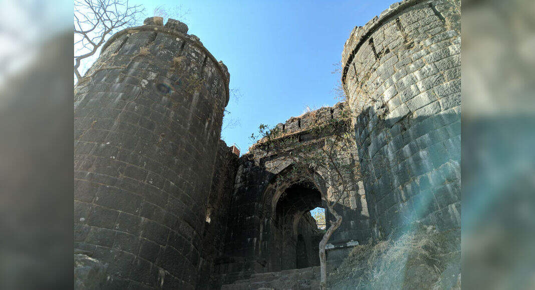 Sinhagad Fort—the fort on which Bollywood’s Tanhaji is based | TimesTravel