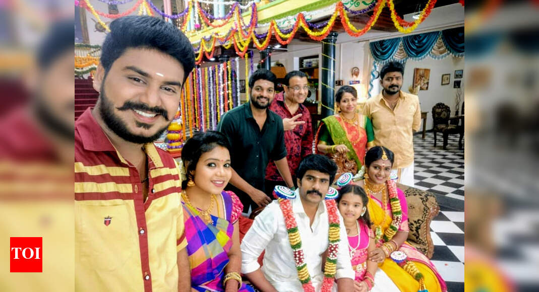 Yaaradi Nee Mohini crosses 900 episodes; Actor Surjith Ansary thanks ...