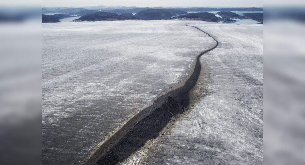 Nearly 440 billion tons of ice is expected to melt as Greenland suffers ...