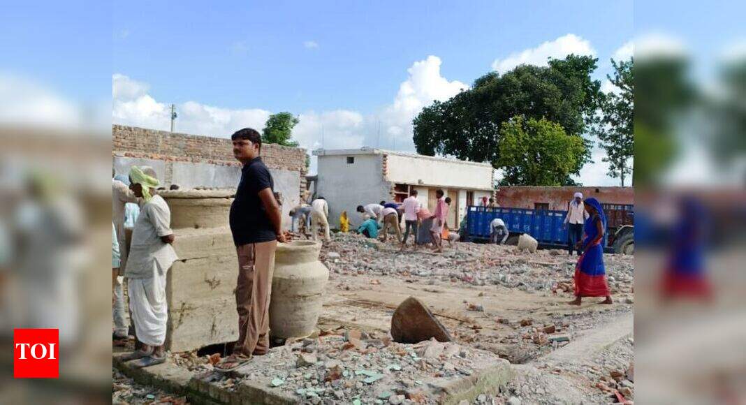 Hit by flood, people in two UP villages raze pucca houses to reuse ...