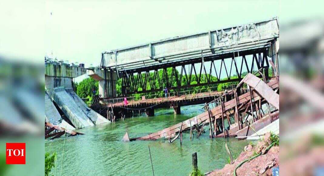 Thalassery Mahe Bypass Bridge News: Bridge under construction collapses ...