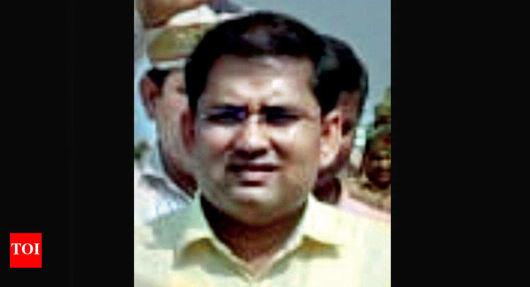 Ayodhya DM honoured for reviving extinct Tamsa river | Lucknow News ...