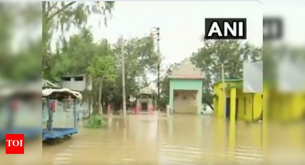 Chhattisgarh: Normal life affected due to heavy rain in Raipur | Raipur ...