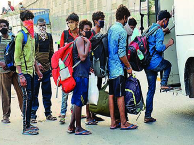 Bihar: Return of migrants to workplaces set to become poll issue for ...