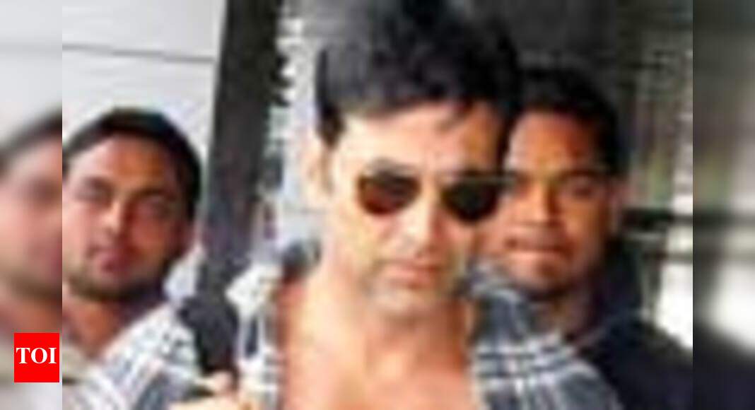 Akshay Kumar follows SRK to NASA | Hindi Movie News - Times of India