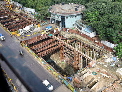 Mumbai: Vidhan Bhawan Metro station ‘box’ completed | Mumbai News ...