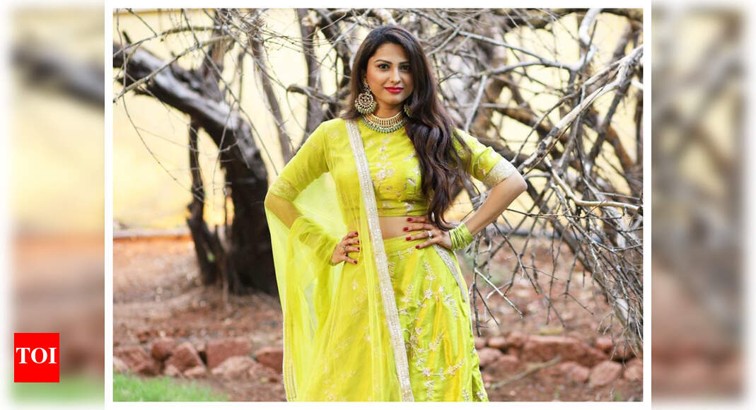 Apart from Rasore Mein Kaun Tha, questions you always wanted to ask ...