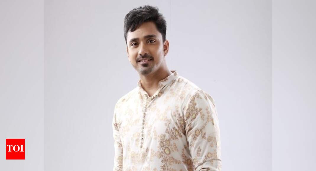 Actor Rubel Das enjoys a working birthday - Times of India