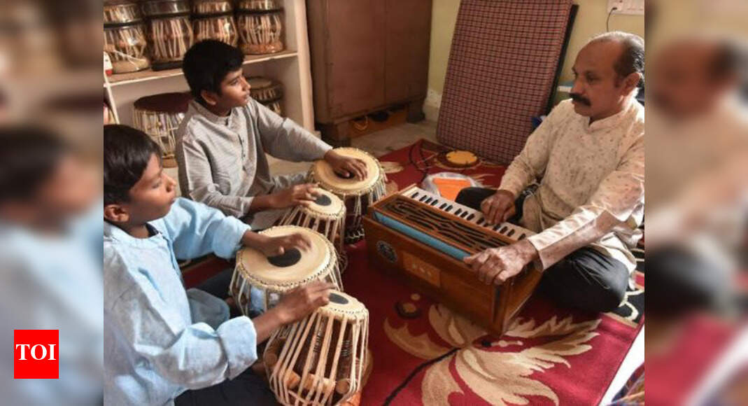 Tabla master takes gifted student duo under his wing | Hyderabad News ...