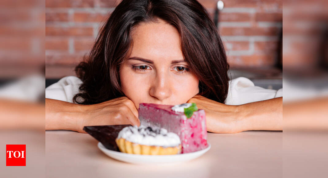 Psychologist explains a simple trick to unlearn bad habits - Times of India