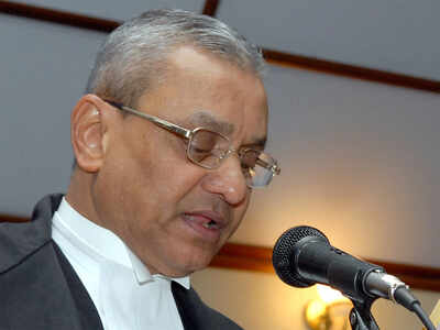 Justice Verma lashes out at HCA office-bearers for questioning his ...