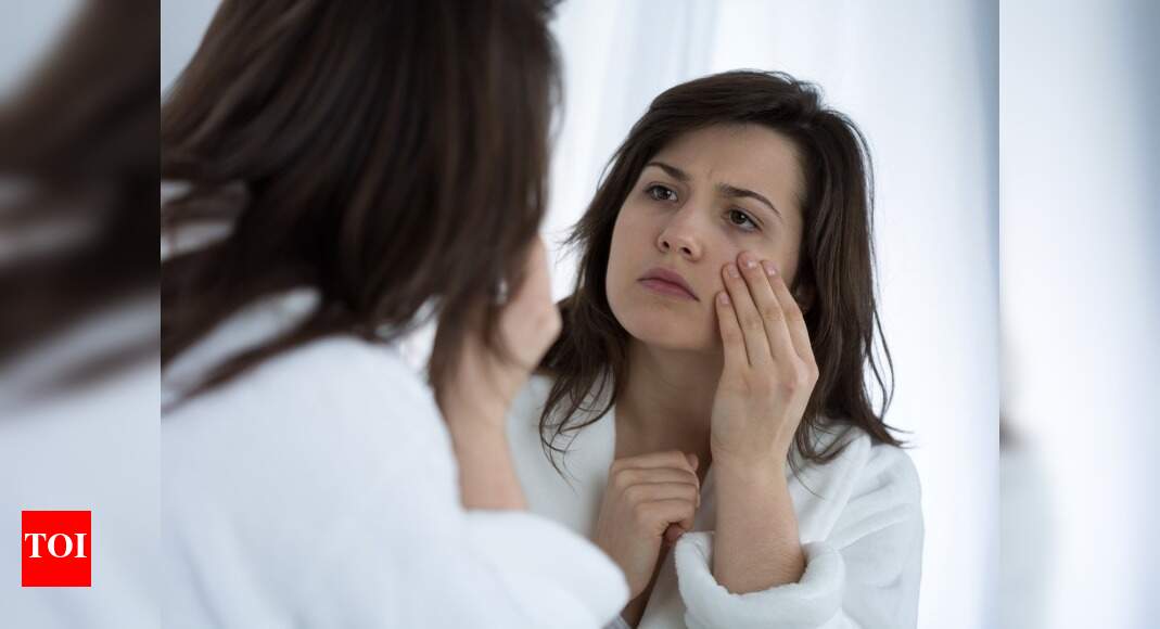 5 ways you can beat tired-looking eyes - Times of India
