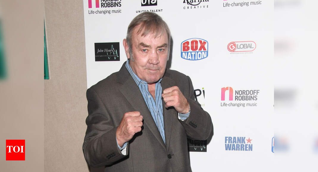 British boxing great Alan Minter dies at age 69 | Boxing News - Times ...