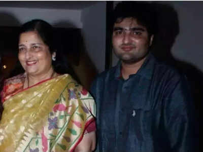 Anuradha Paudwal's son Aditya dies of kidney failure at 35 | Mumbai ...