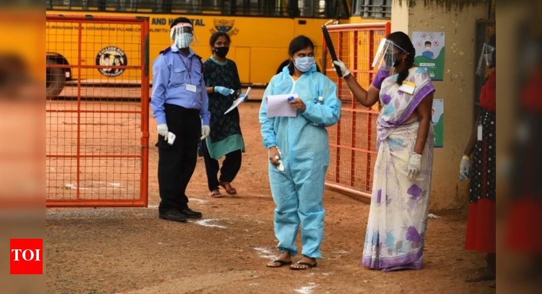 NEET In Chennai Candidate Comes To Exam Hall Wearing PPE Chennai neet-in-chennai-candidate-comes-to-exam-hall-wearing-ppe-chennai